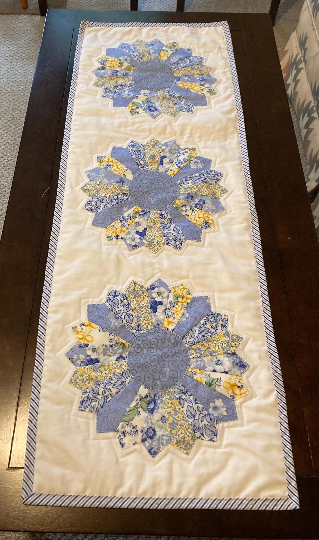 Blue and Yellow Dresden Plate, Table Runner - Etsy