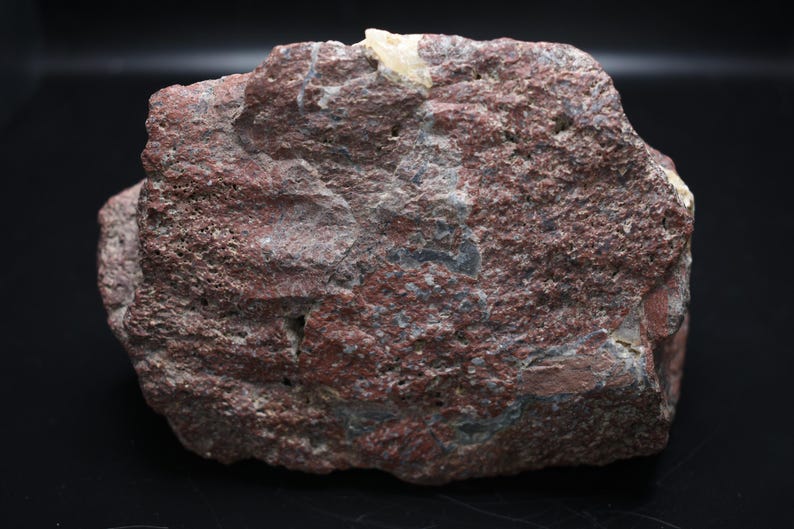 UV Reactive Botryoidal Agate in Lava Rock Matrix - Etsy