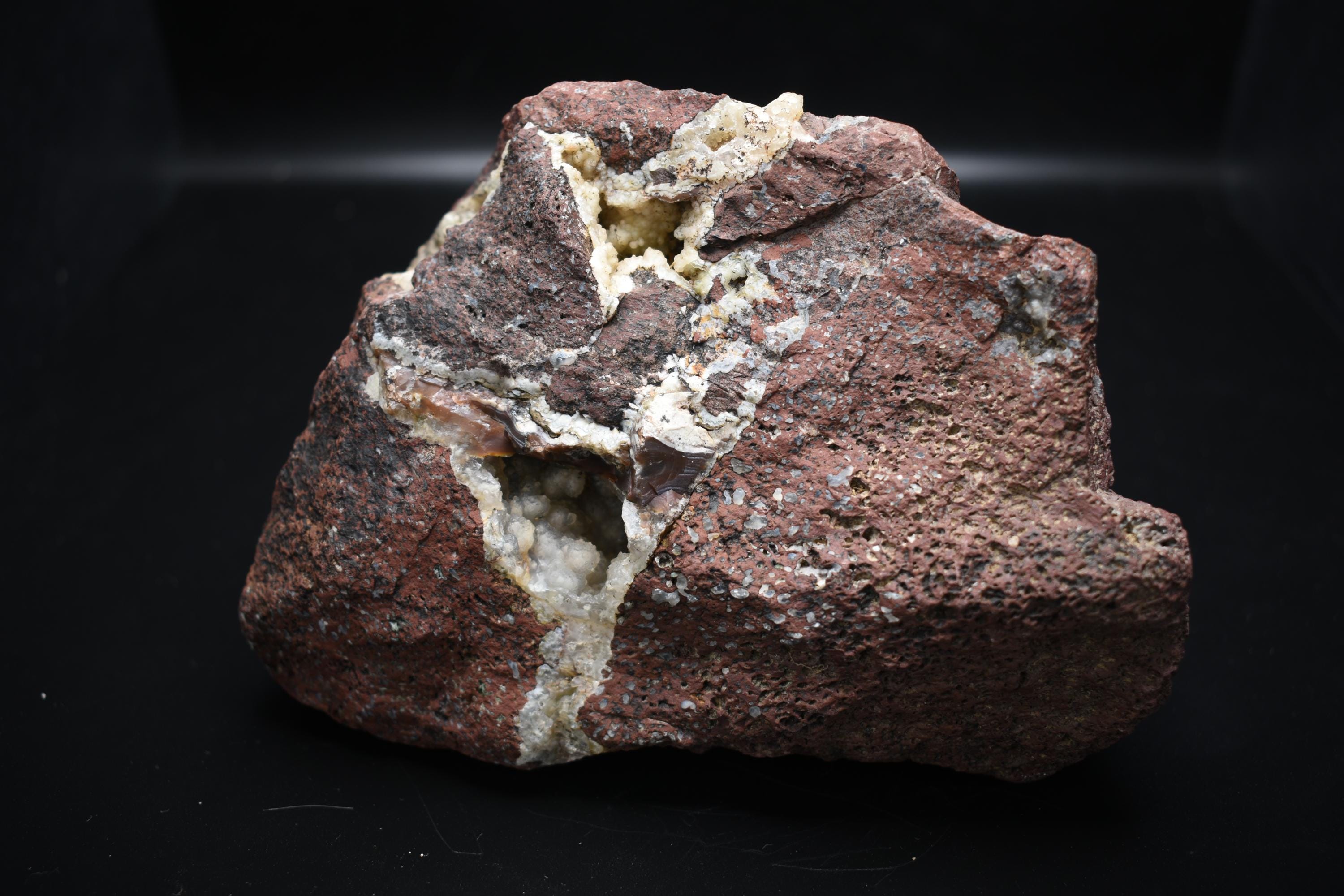 UV Reactive Botryoidal Agate in Lava Rock Matrix - Etsy