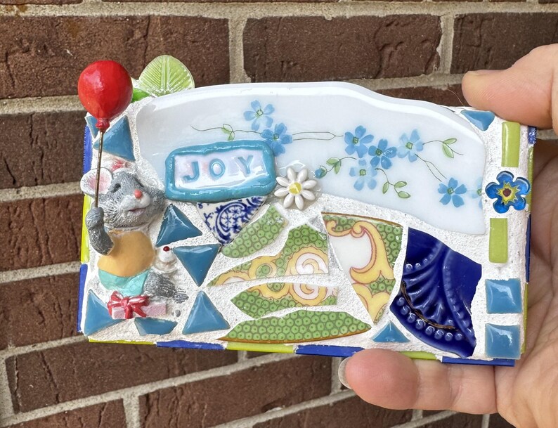 JOY Picassiette Mosaic, Mouse, Red Balloon, Party - Etsy