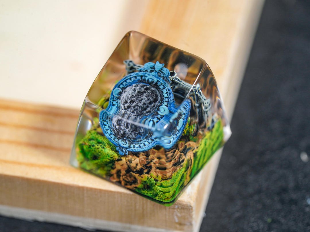 Moon of Nokstella Legendary Elden Ring Talisman Keycap – Custom Resin ...