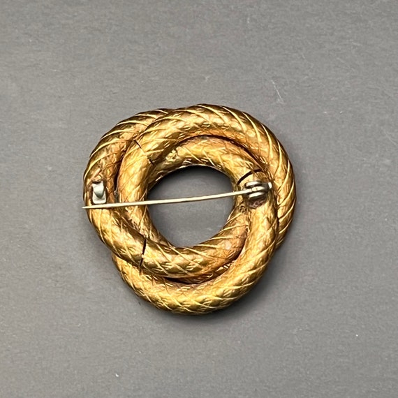 Antique Textured gold Gilded Love knot Pin Brooch C… - Gem