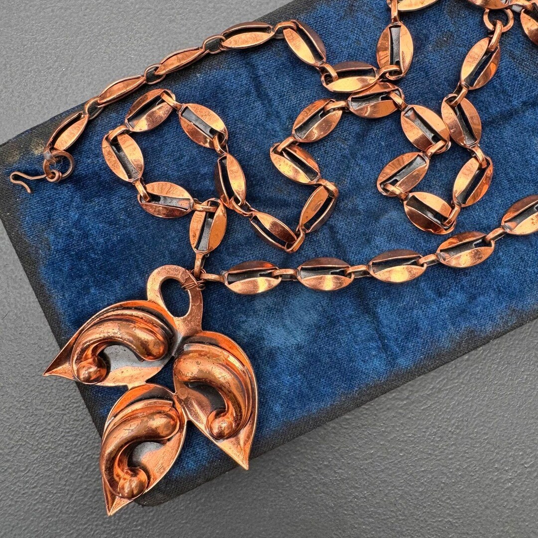 Vintage Mod Modern Copper Flower Pendant Chain Necklace Costume Jewelry ...