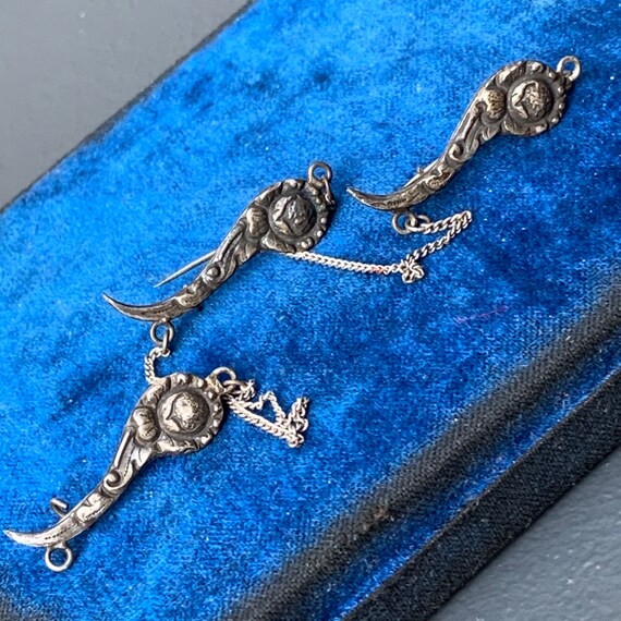 Antique 800 Silver Buttons , Pin . brooch set of 3… - Gem