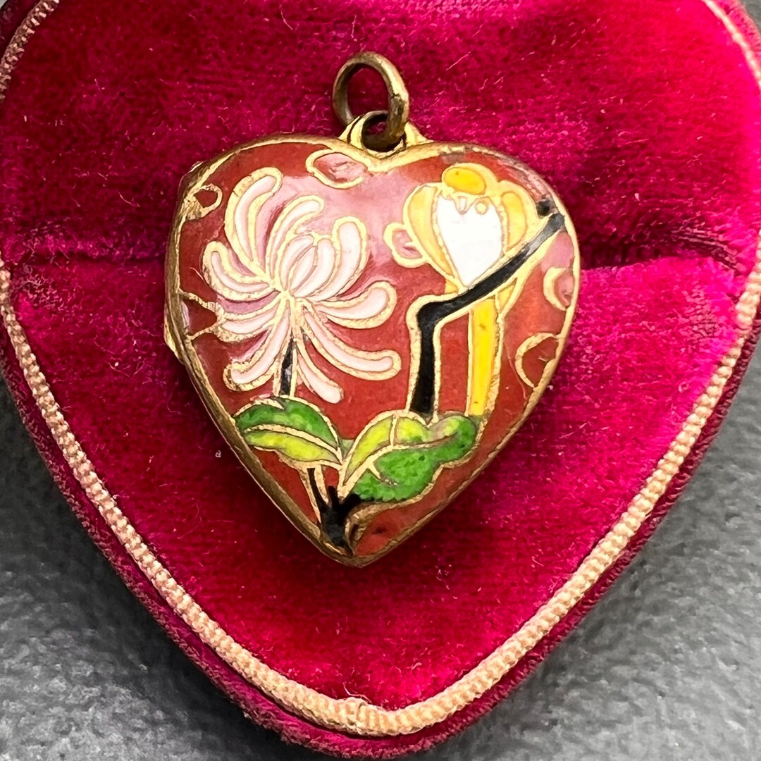 Vintage Gold Gilt Chinese Cloisonné Enamel Locket . Puffed Heart ...