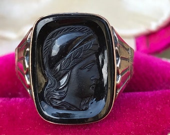 Carved Onyx Ring - Etsy