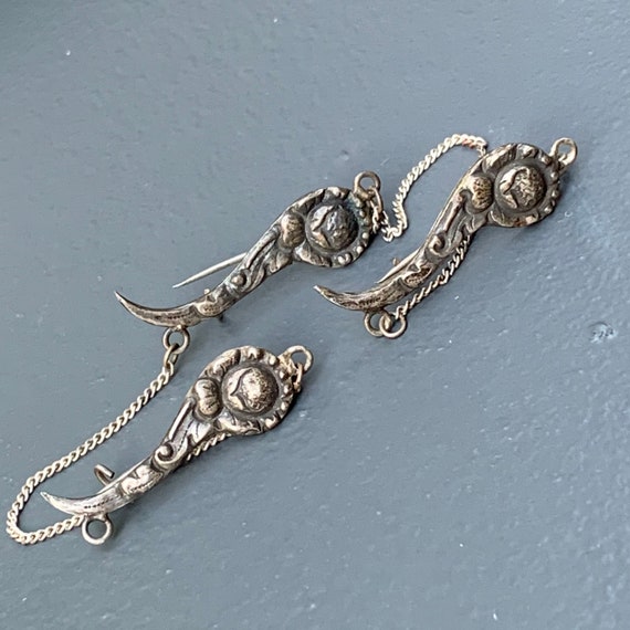 Antique 800 Silver Buttons , Pin . brooch set of 3… - Gem