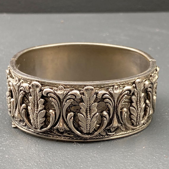 Vintage Hinged bangle . Victorian Revival Silver Plat… - Gem
