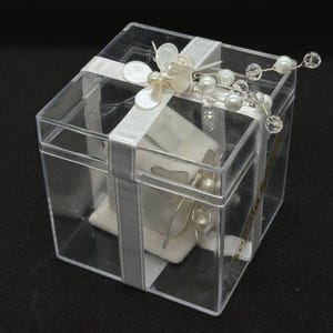 Personalized Clear Acrylic Box for Celebrations - Ideal for Weddings ...