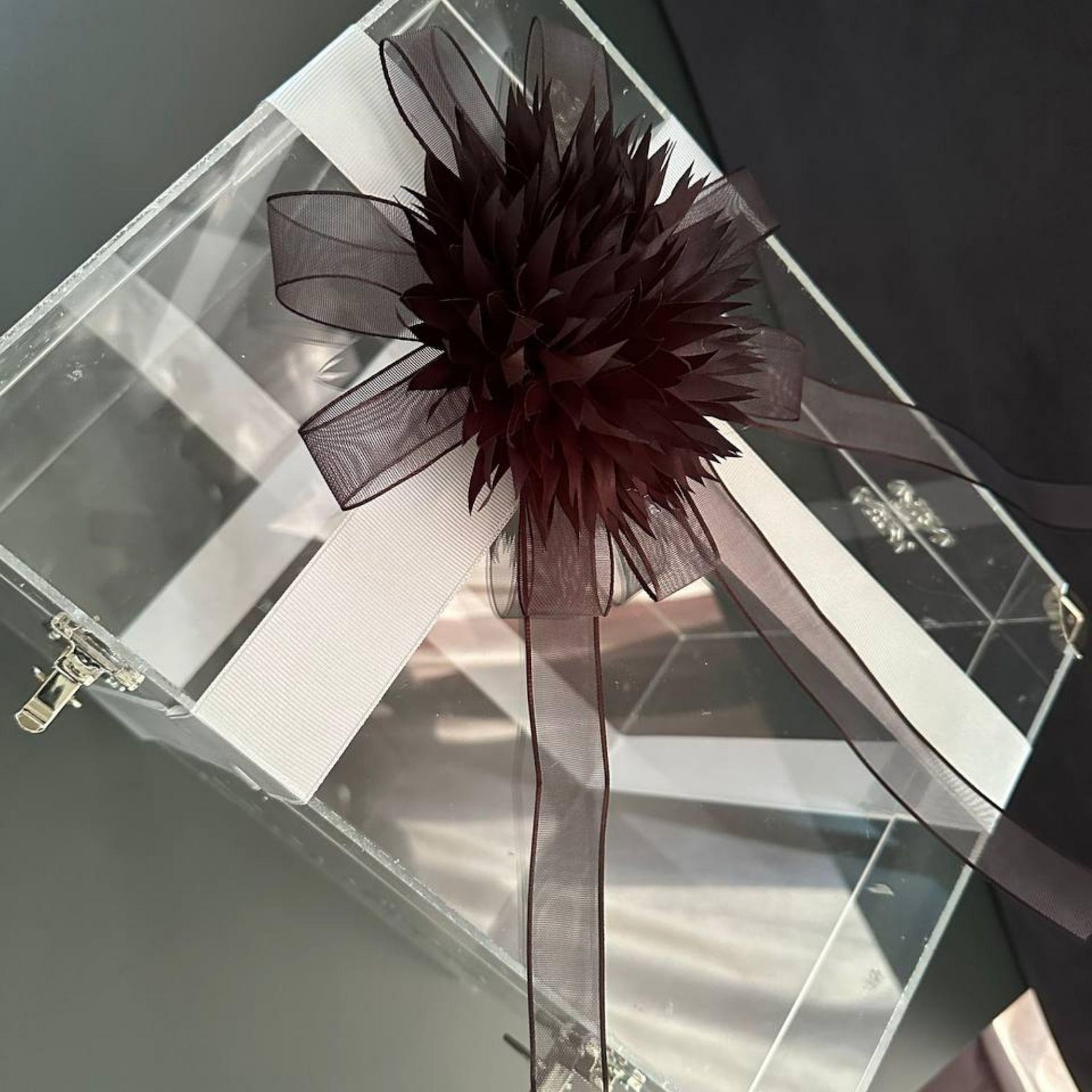 Personalized Acrylic Keepsake Box – Elegant Wedding Gift, Engagement ...