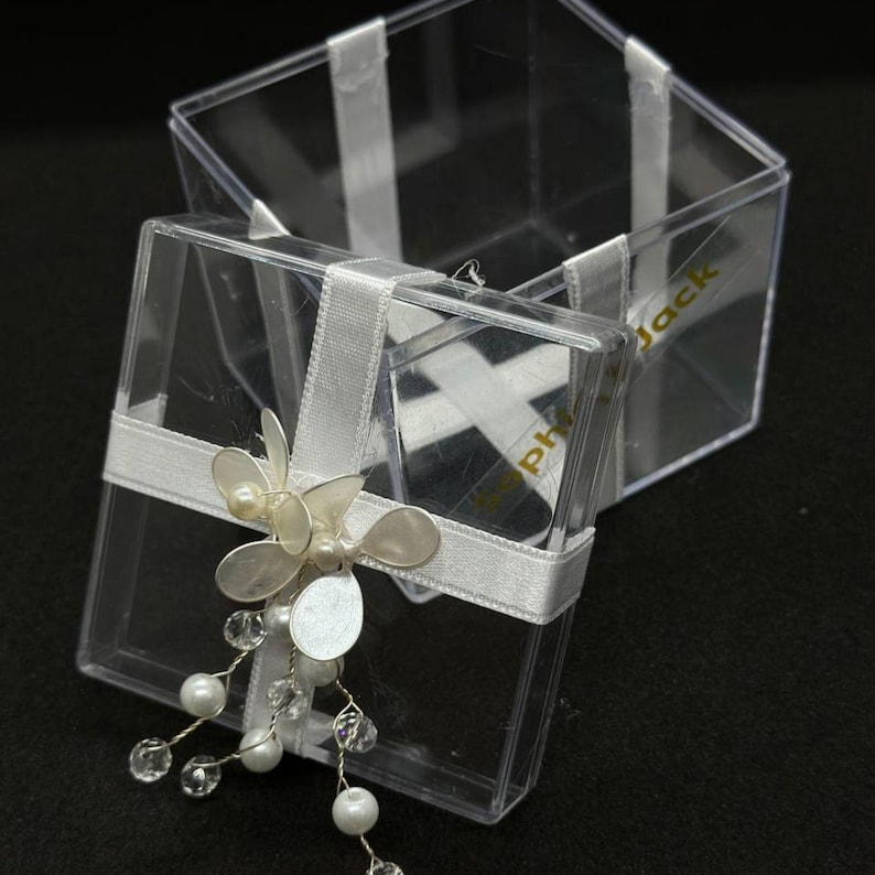 Personalized Clear Acrylic Box for Celebrations - Ideal for Weddings ...