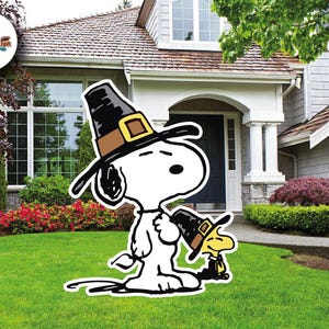 Charlie, Snoopy, Peppermint Patty, Lucy Thanksgiving Show Logo Yard ...