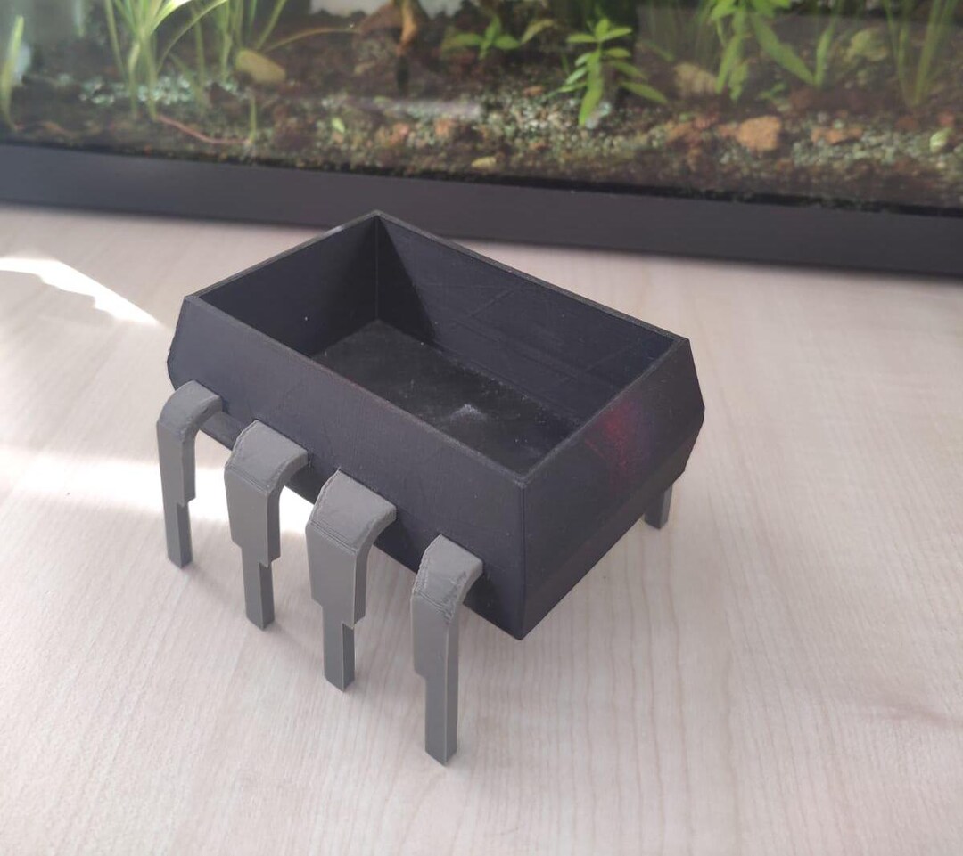 Microchip Box STL File - Etsy