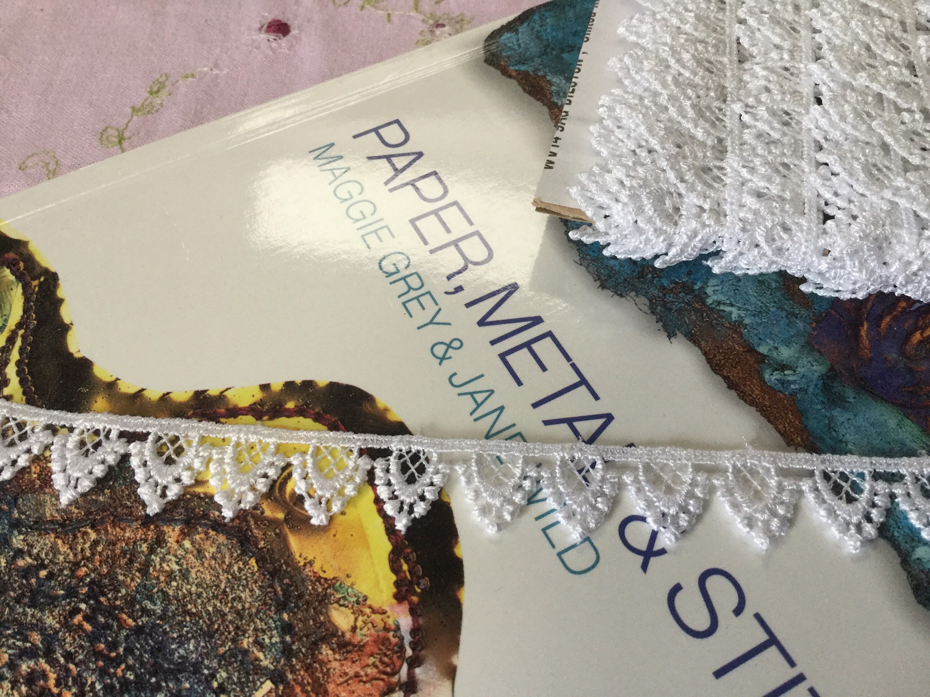 Sewing Lace & Trim Notions 12 Yards of Pretty Vintage Trim Paper Tag ...