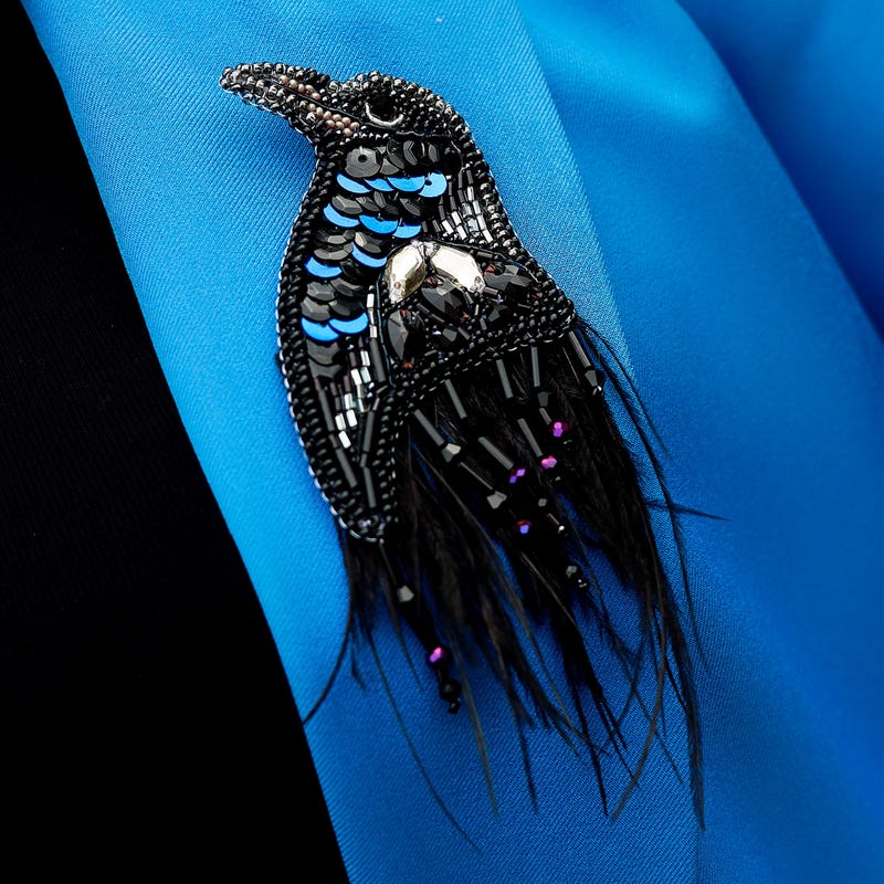Raven Brooch - Etsy