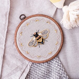 Bead Embroidery Kit - Queen Bee, DIY Craft Kit, Honey Dream, Insect ...