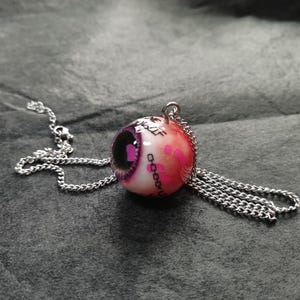 Handmade Resin Eyeball Jewelry, Doodle Eyeball Cute Necklaces, Gothic ...