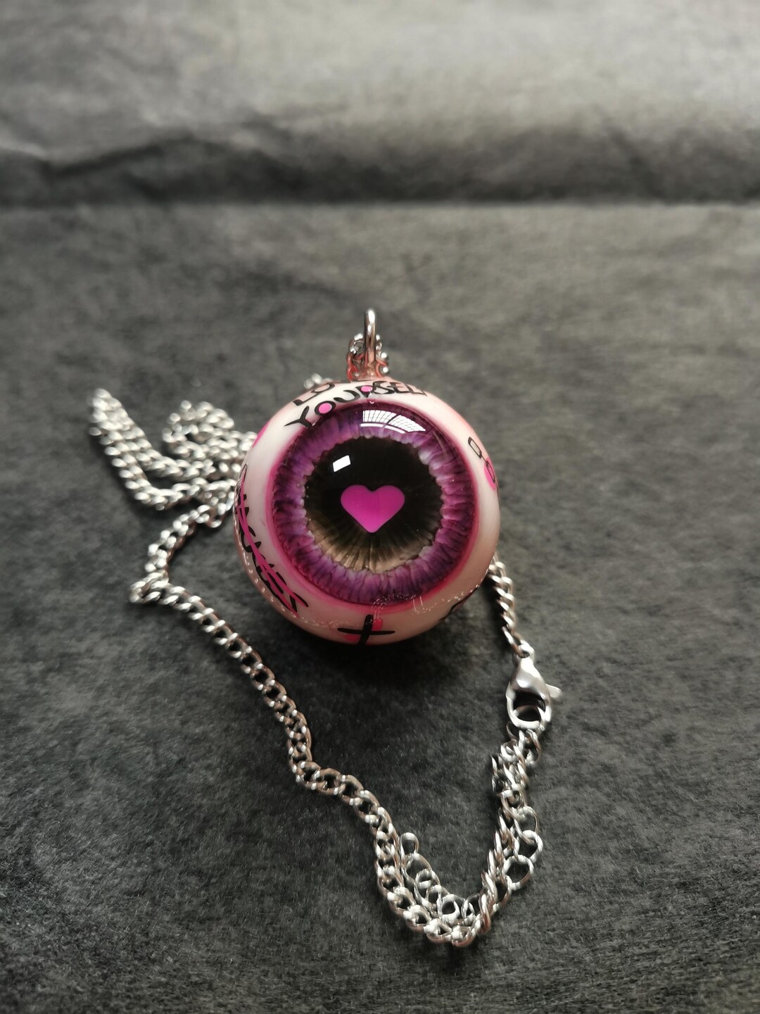Handmade Resin Eyeball Jewelry, Doodle Eyeball Cute Necklaces, Gothic ...