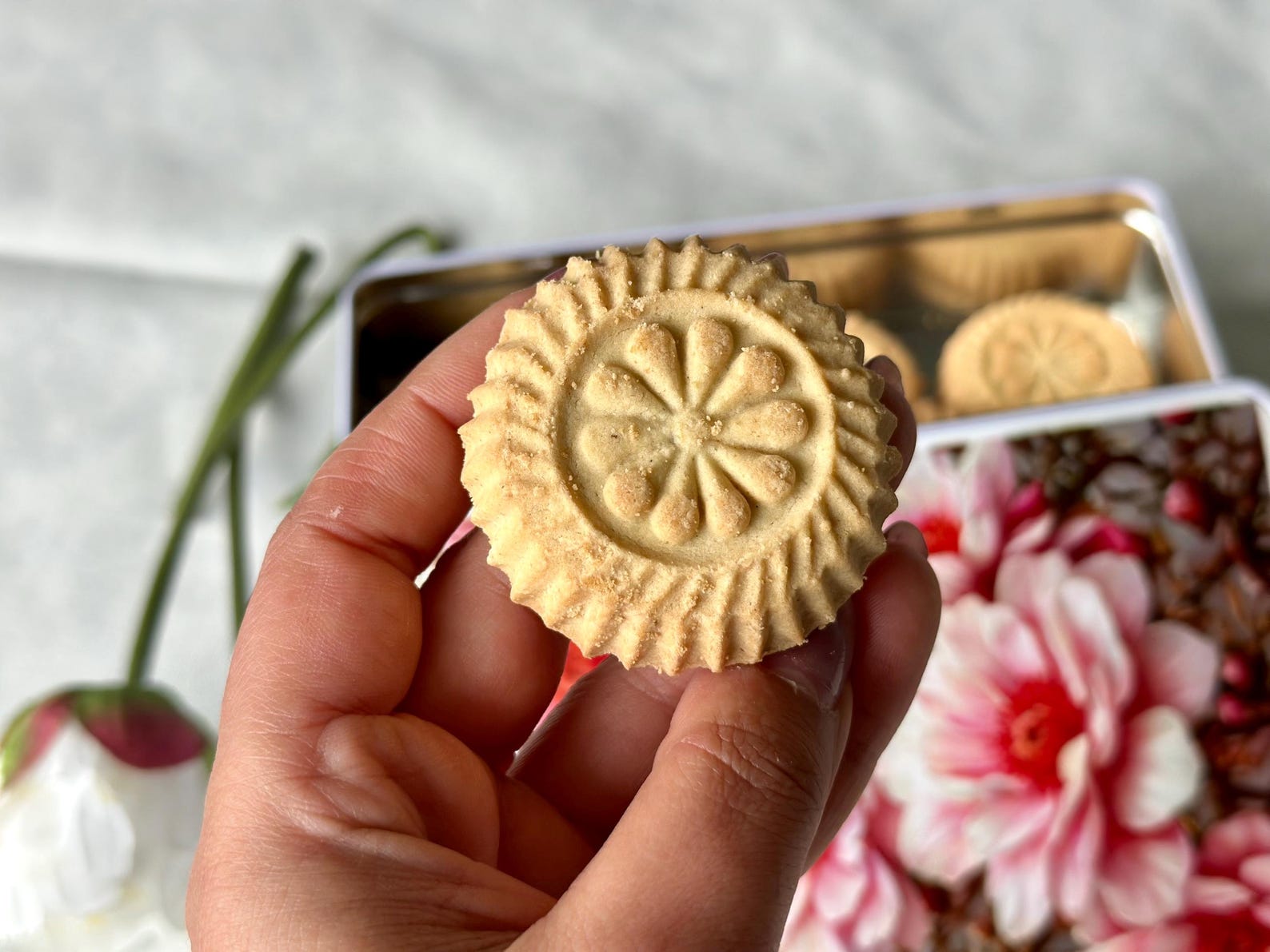 Maamoul Cookies With Dates, Traditional Middle Eastern Shortbread, Gift ...