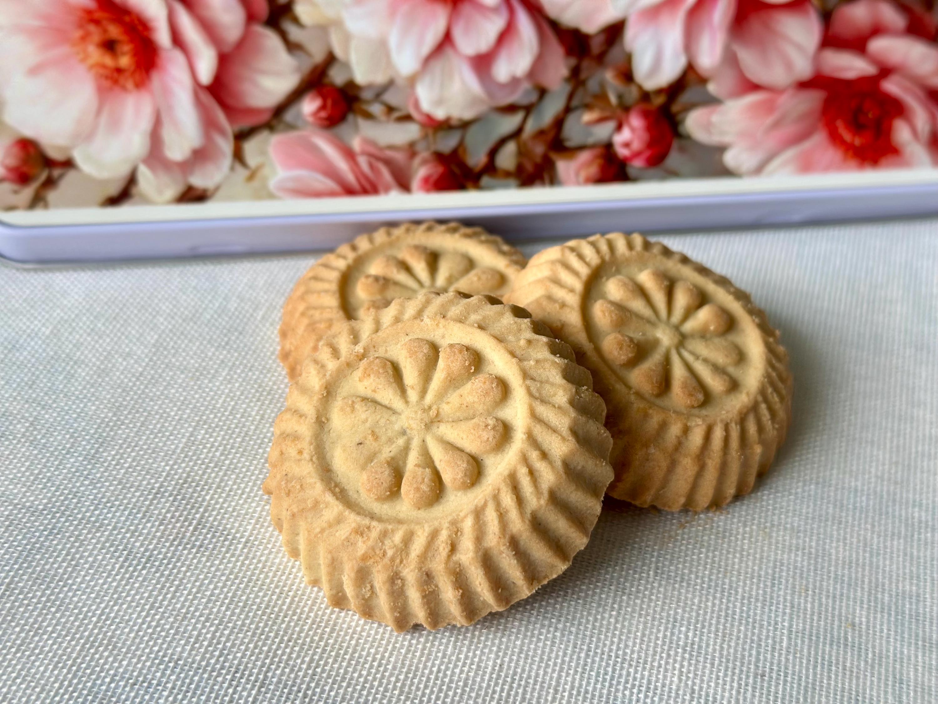Maamoul Cookies With Dates, Traditional Middle Eastern Shortbread, Gift ...