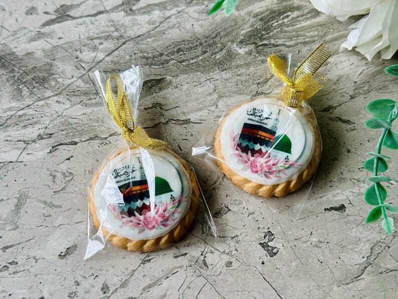 Umrah Mubarak Cookie Gift Box | Personalized Islamic Cookies | Hajj ...