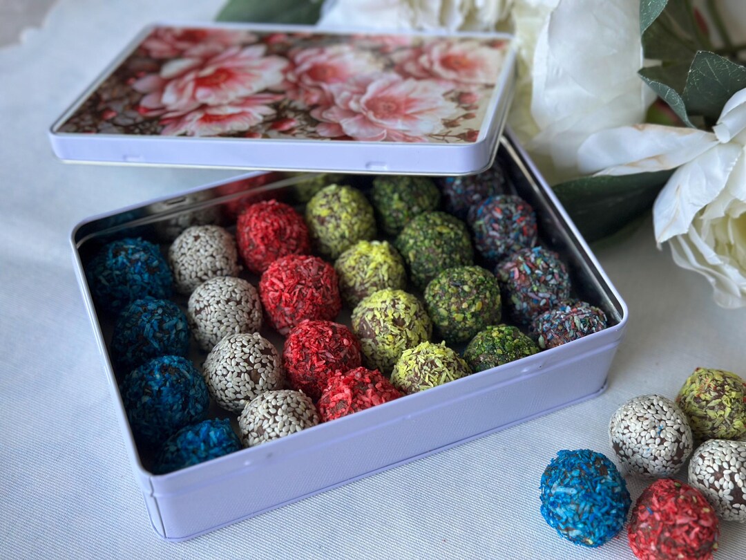 Handmade Chocolate Truffles With Walnuts, Artisan Chocolate Truffle ...