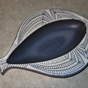 Hyalyn Pottery Modern Blue & White FISH Dish Herb Cohen Modernist ...