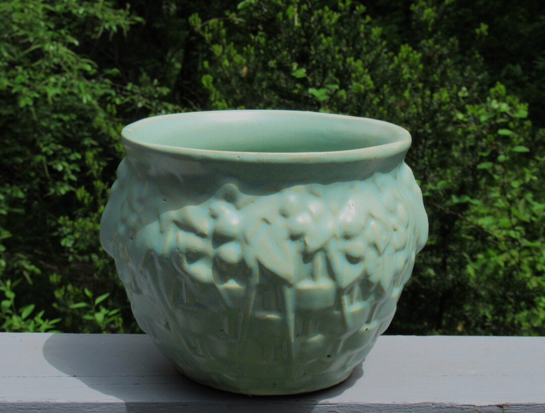 Mccoy Pottery Jardiniere Basketweave Leaves & Berries Aqua Turquoise ...