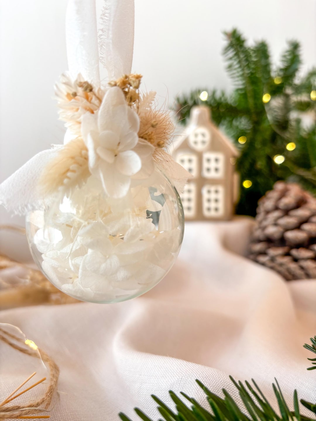 Boule De Noel Fleurs Séchées