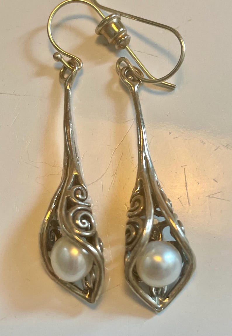 Noa Zuman Sterling Silver 925 Scroll Design Pearl Earrings - Etsy