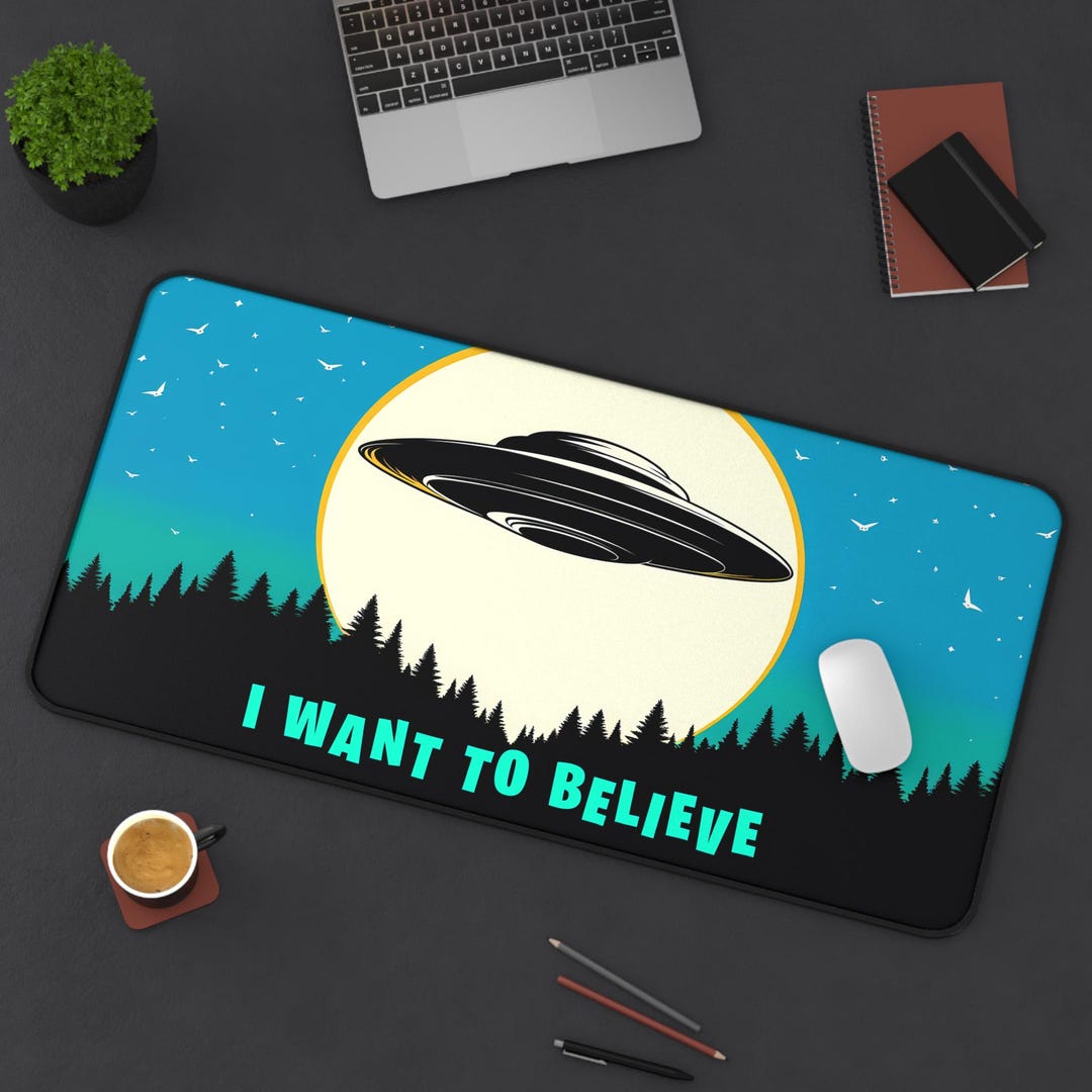 UFO Desk Mat, Alien Mouse Pad for Paranormal Enthusiasts, Brave ...