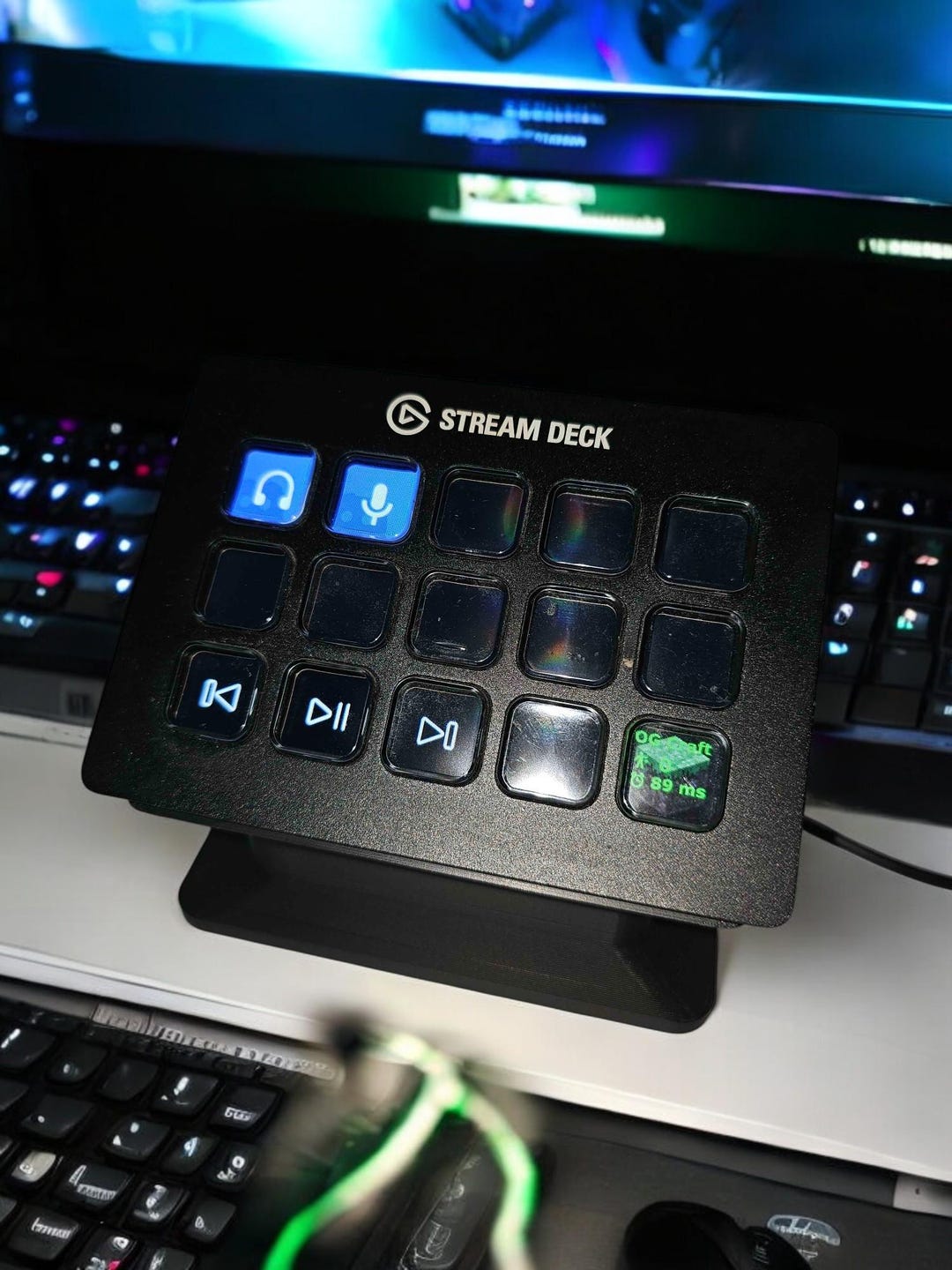 Stream Deck Riser - Stream Deck Stand - Elgato Stream Deck Accessories ...
