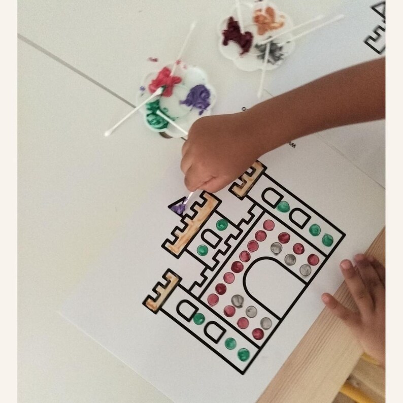 Q-tip Painting & Mini Dot Sticker Activity | 42-page Do-a-dot Activity ...