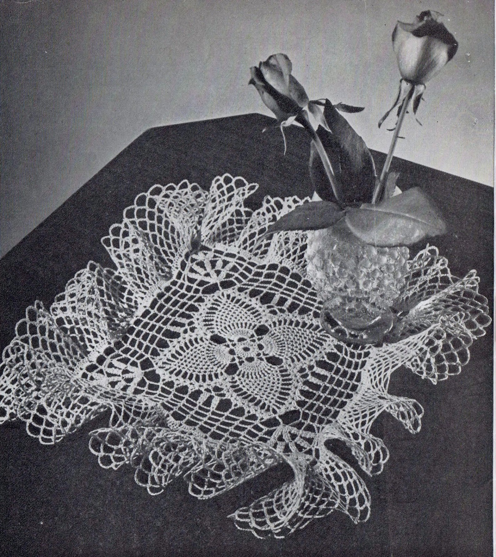 Crochet PATTERN for a Square Doily D 120 Pineapple Trellis 8 - Etsy