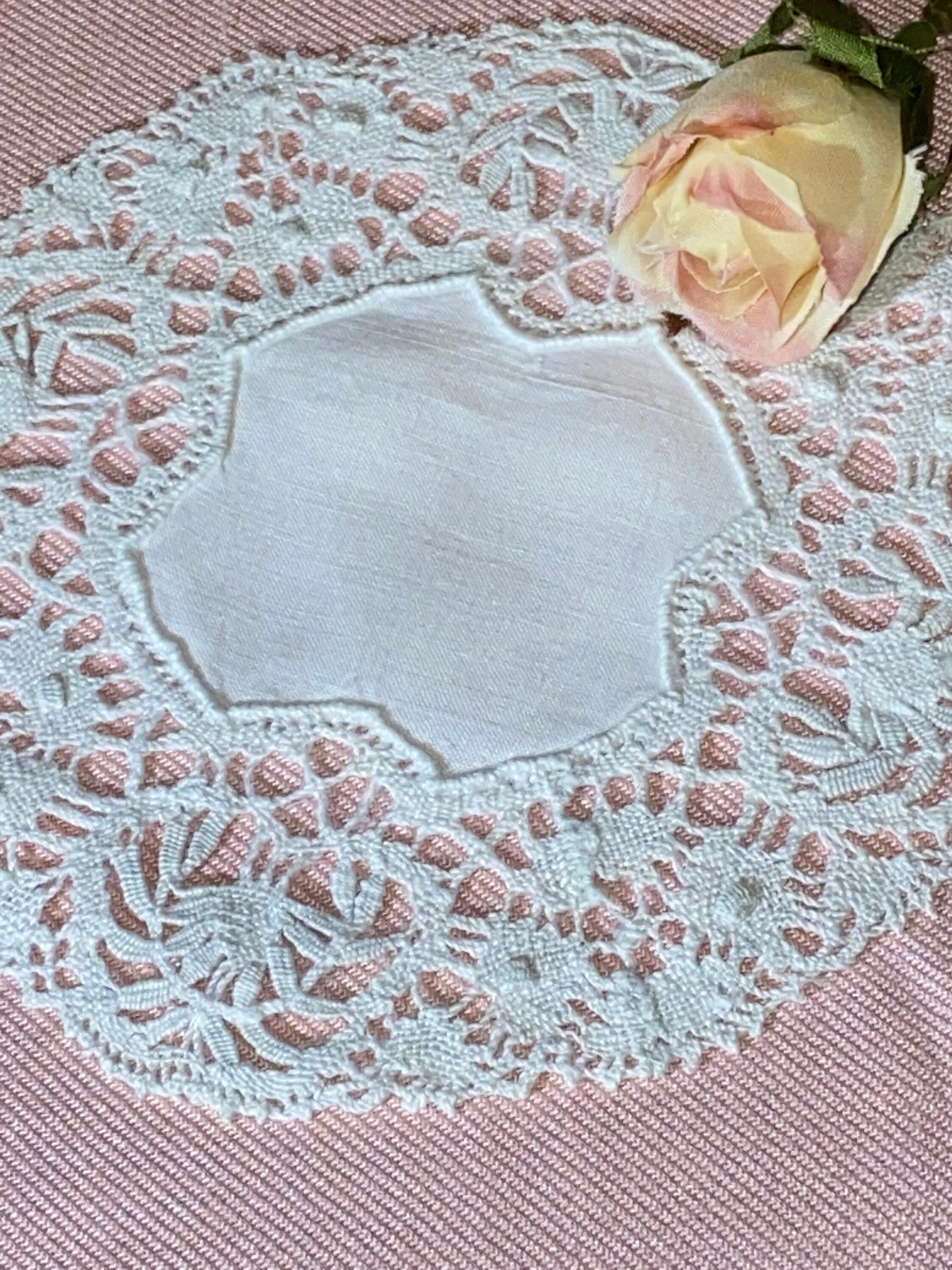 Antique Linen Round Doily With a Lace Edge - Etsy