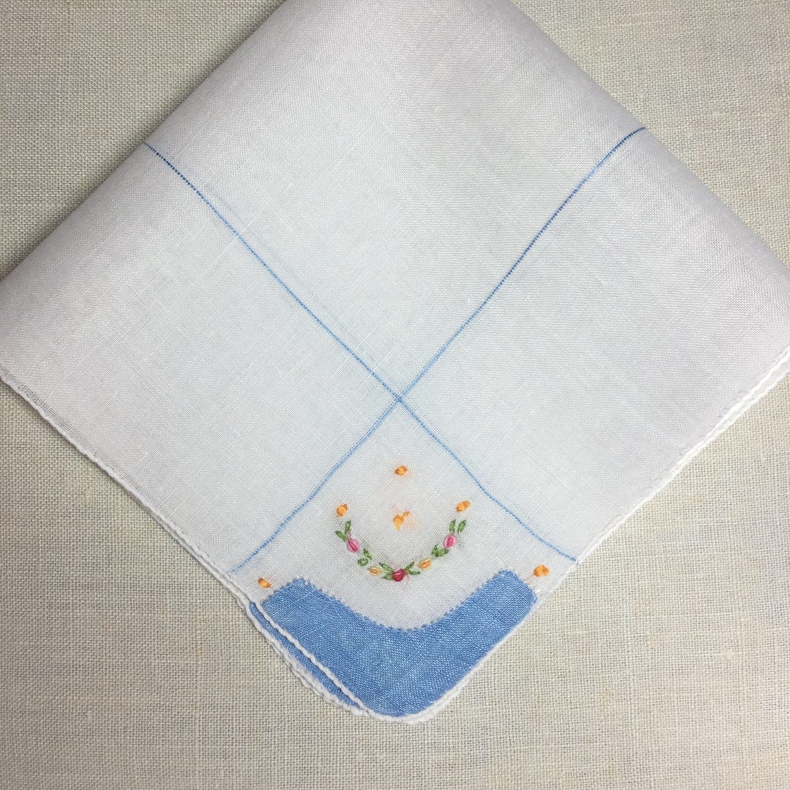 Antique White Hanky From the 1930s With a Embroidered Flowers - Etsy