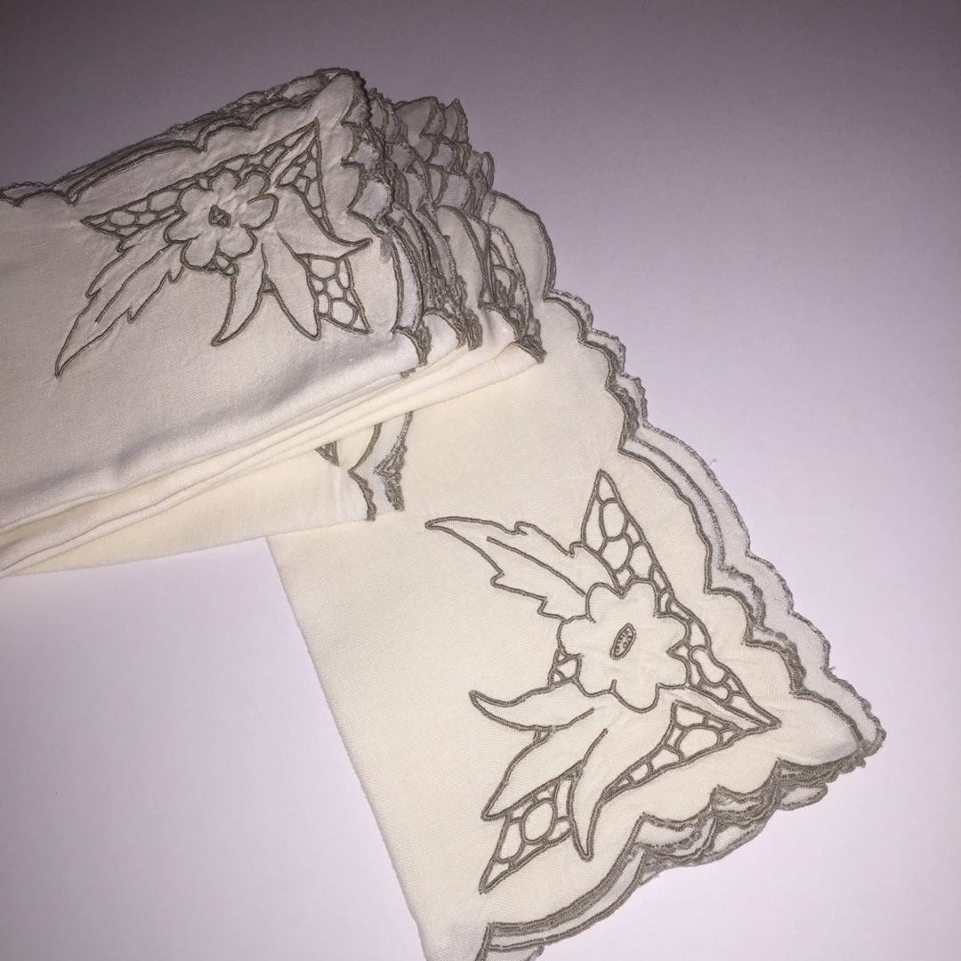 10 Vintage Cotton Cutwork Napkins - Etsy