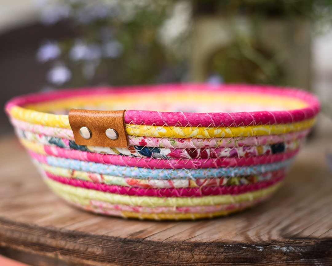 Handmade Rope Bowl Fabric Rope Basket Raw Edge Fabric Rope Bowl Gift ...