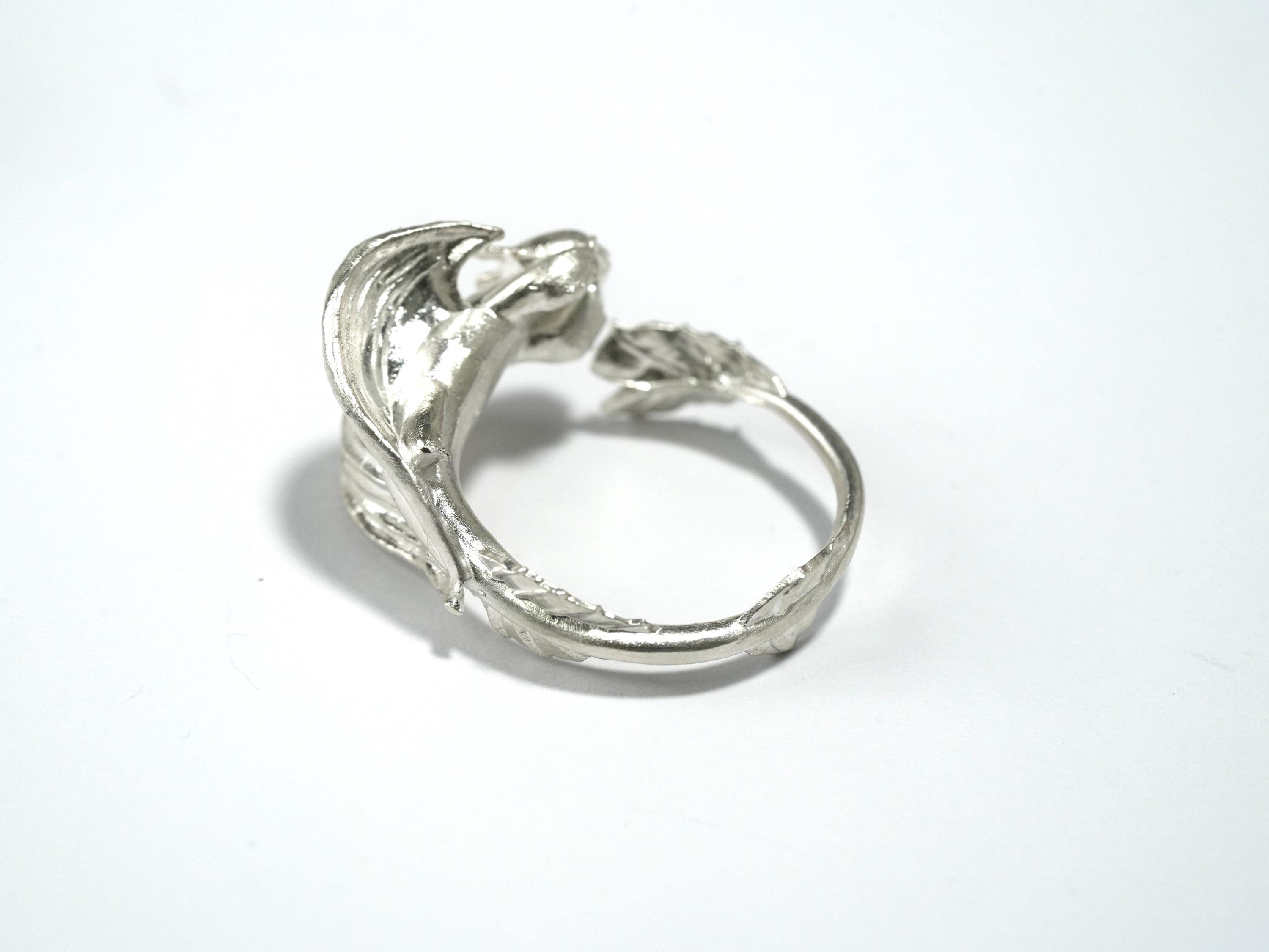 EXCLUSIVE Light Fury Dragon Ring, Handmade How to Train Your Dragon ...