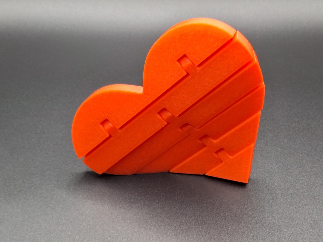 Articulated Flexible Heart Fidget Toy Custom Poses, Stress Relief ...