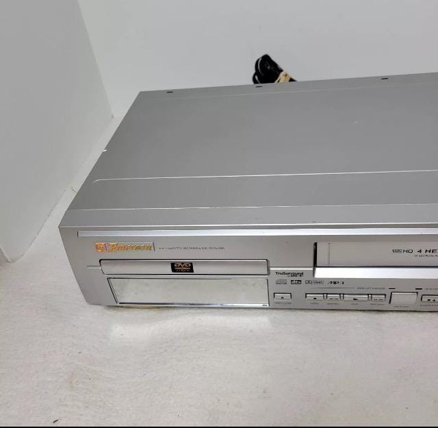 Emerson EWD2202 Dvd Vcr Combo 4 Head Stereo Video Cassette Recorder DVD ...