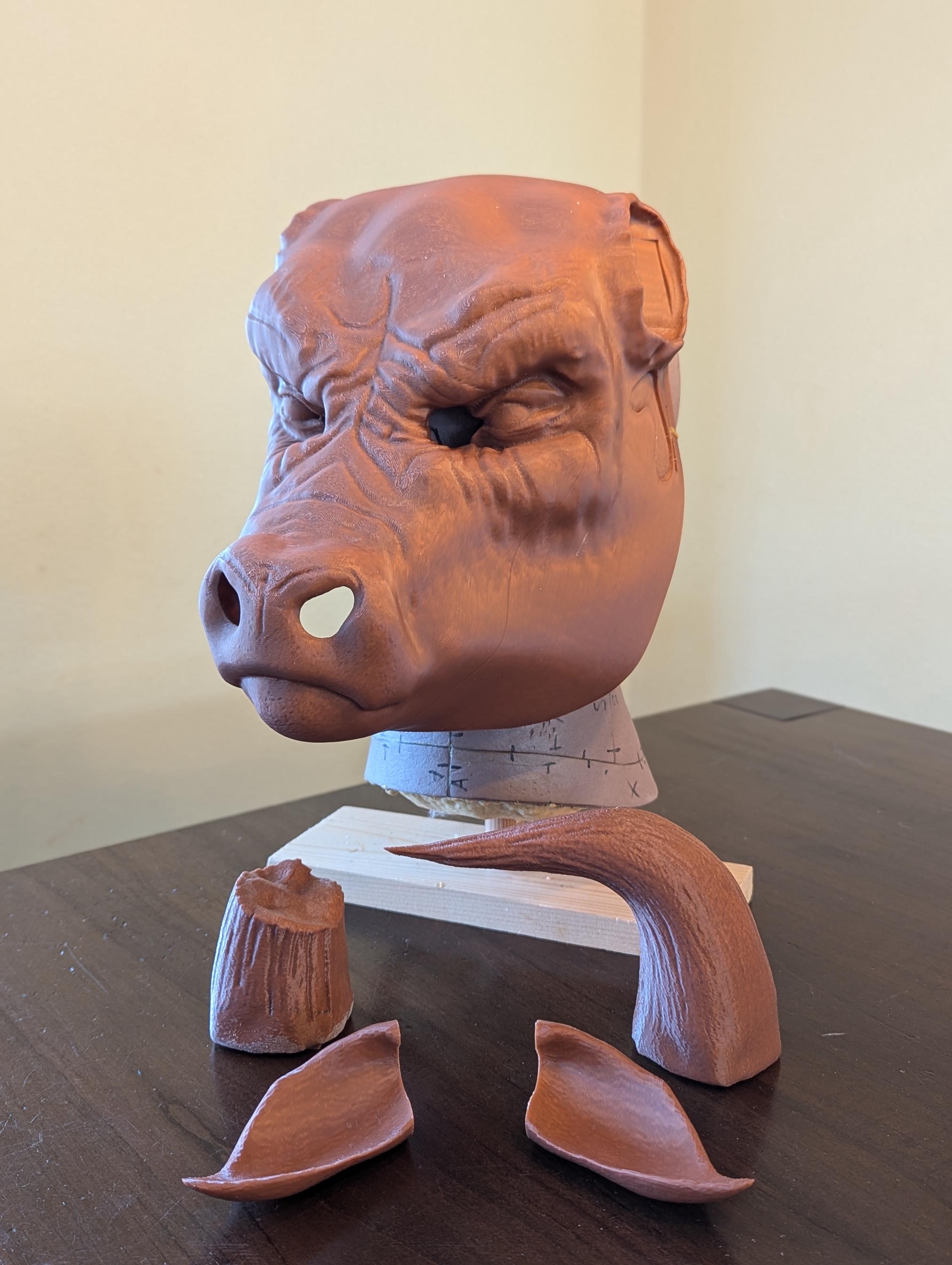 3D Printable Minotaur Mask STL File Broken Horn Bull Mask for Cosplay ...