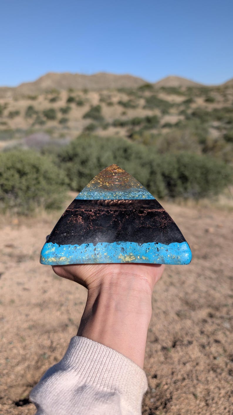 Hand Mold Giza Pyramid Orgone Generator 144mhz Home Energy Filter EMF ...