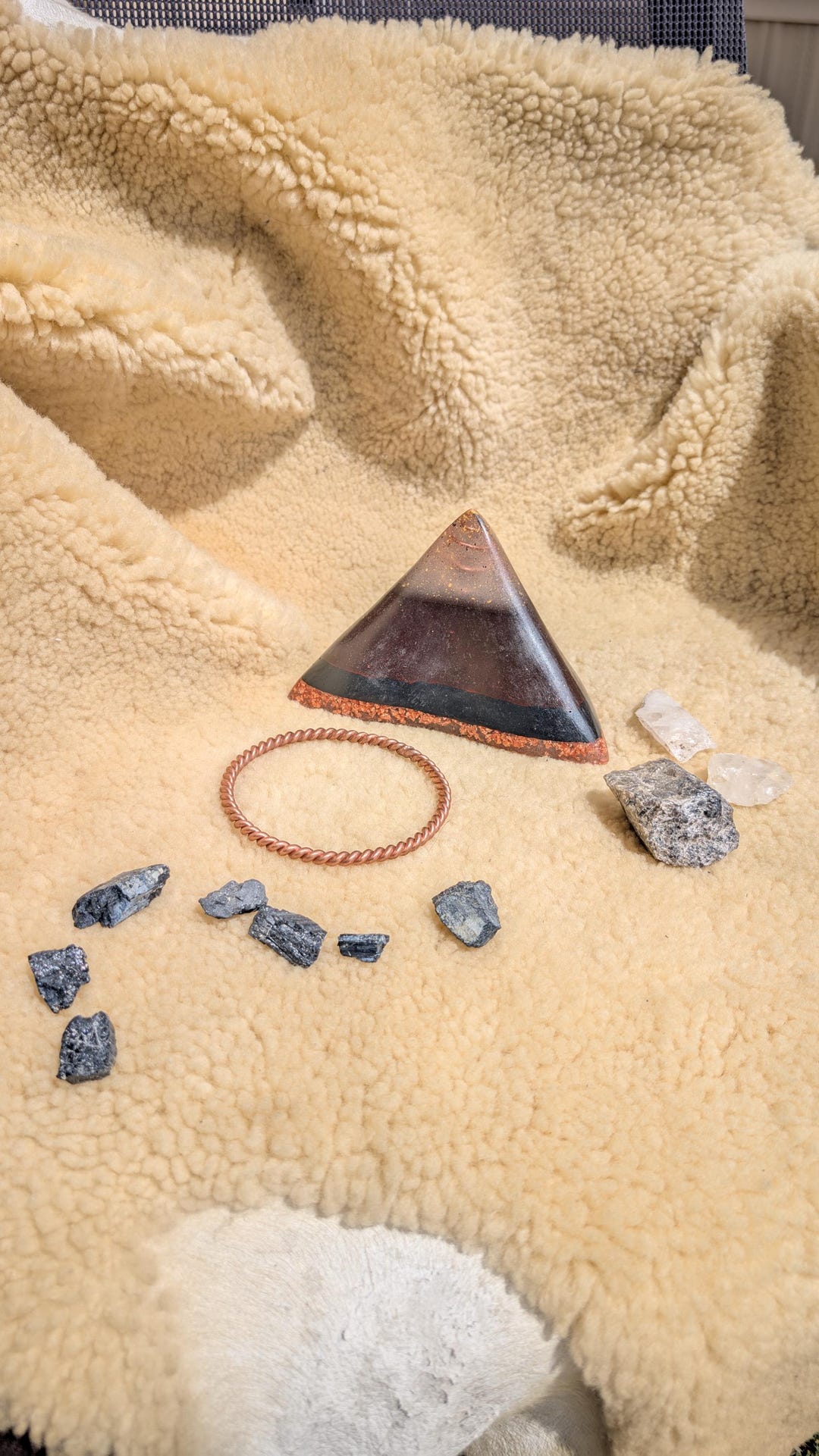 Orgone Pyramid 3 Sides Void EMF Filter 177mhz Lost Cubit Frequency ...