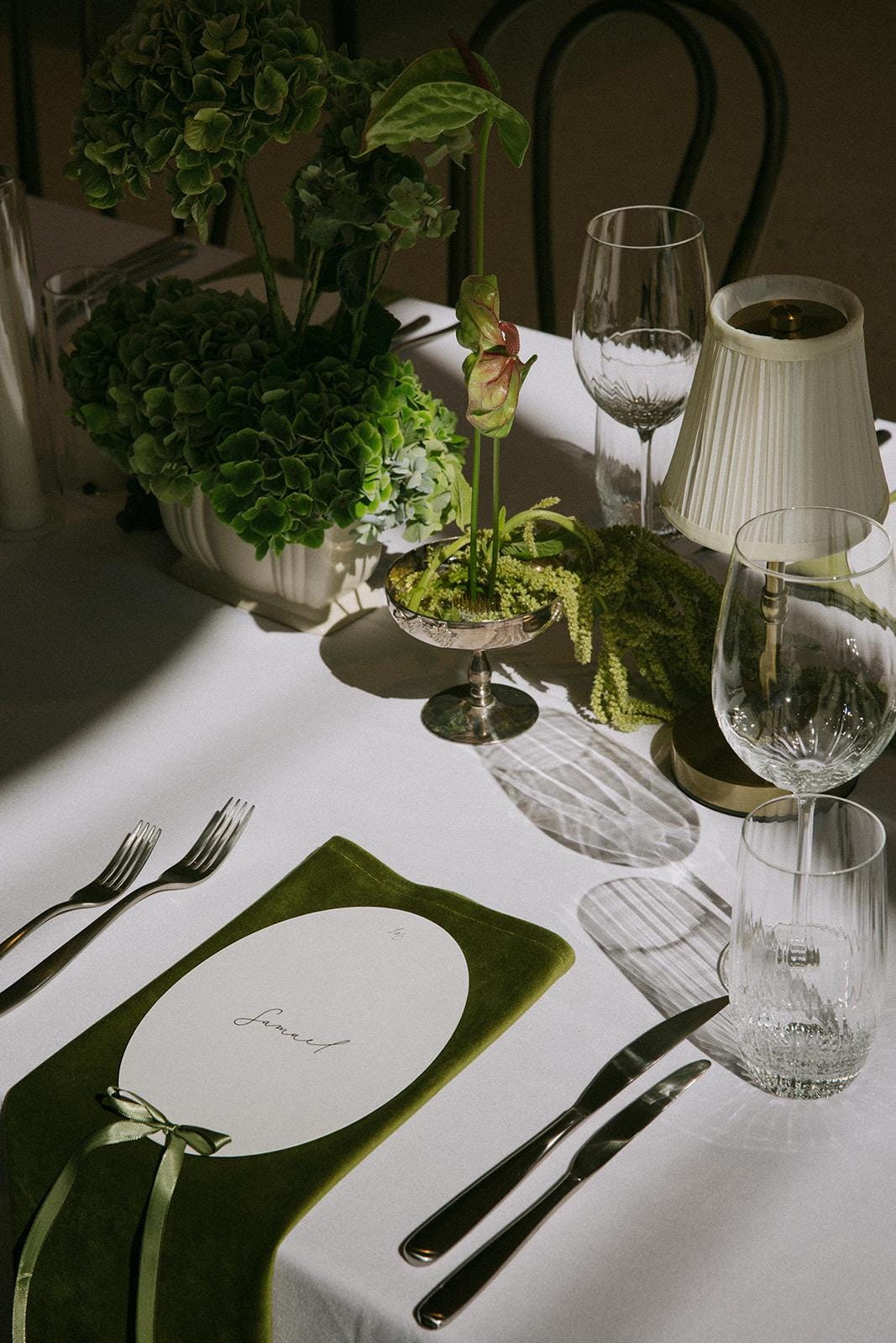 Oval Menus & Bows - Etsy