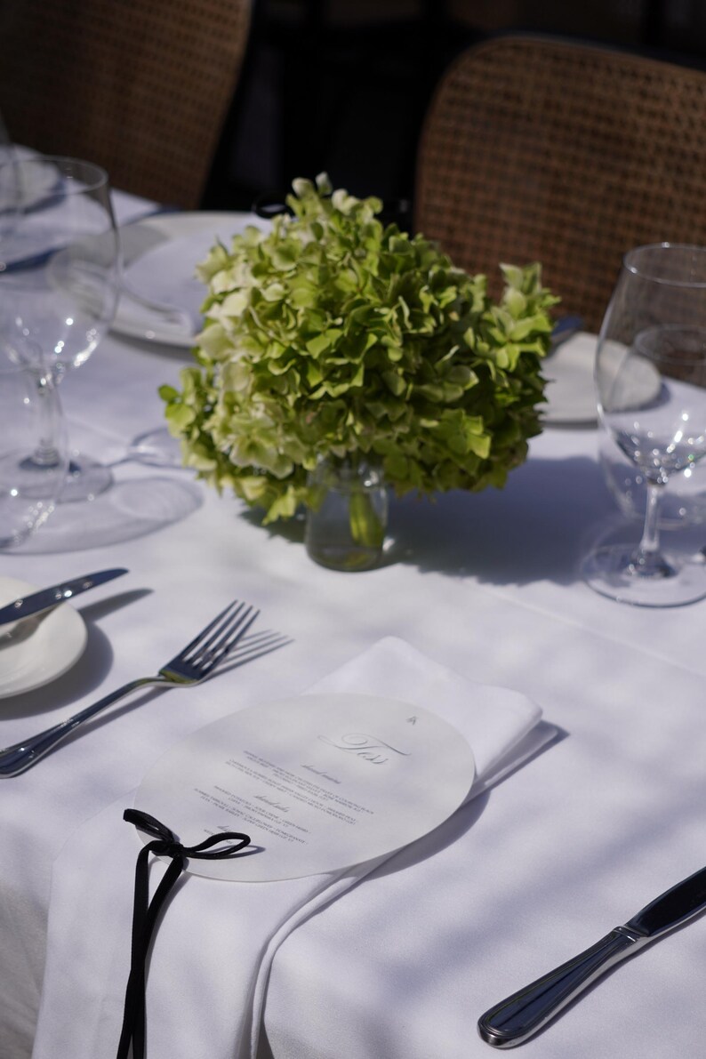 Oval Menus & Velvet Bows - Etsy