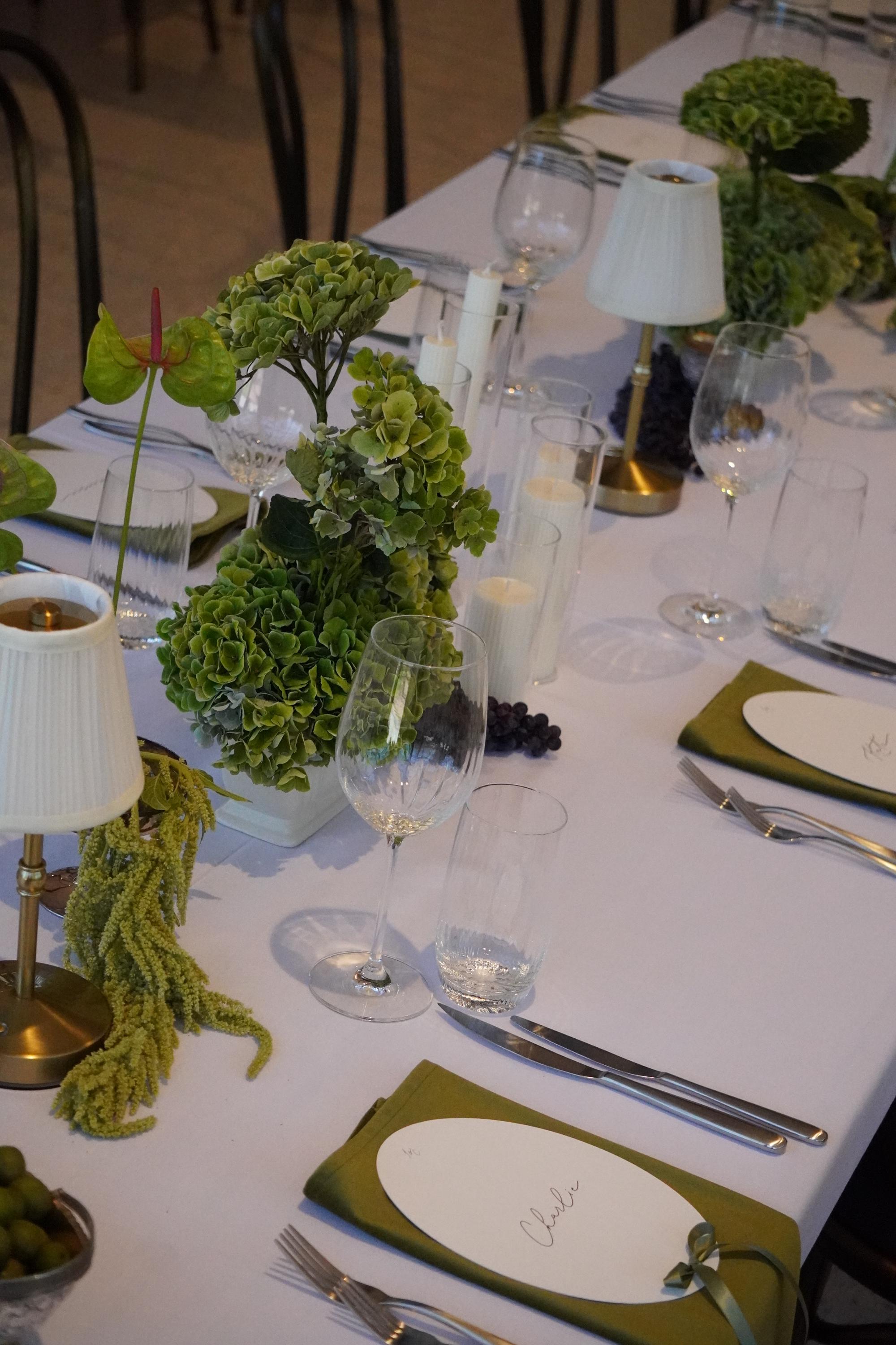 Oval Menus & Bows - Etsy