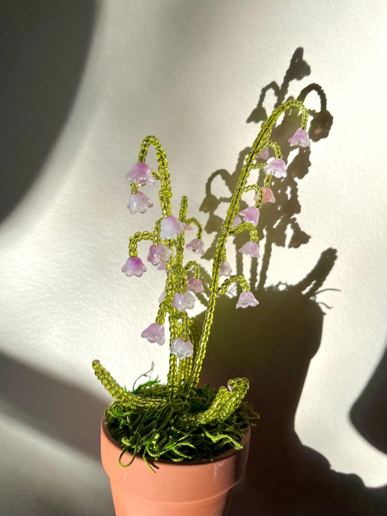Beaded Lily Flower, Plant Decor, Beaded Purple Flower, Bouquet - Etsy