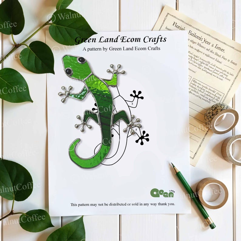 Lizard Stained Glass Pattern, Green Lizard Suncatcher Glass Pattern ...