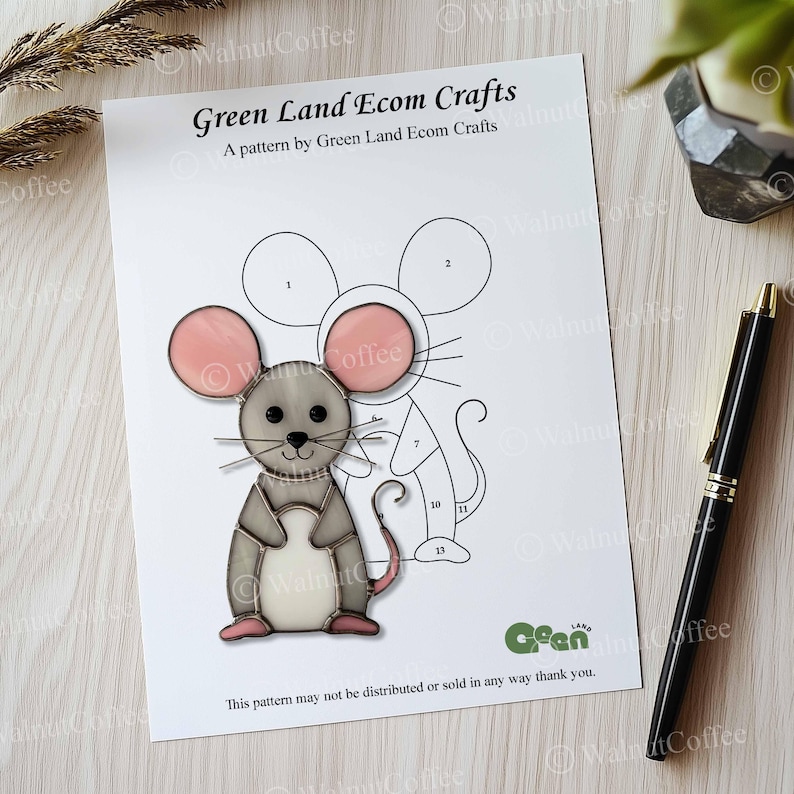 Mouse Stained Glass Pattern, Mouse Suncatcher Glass Pattern, Adorable ...